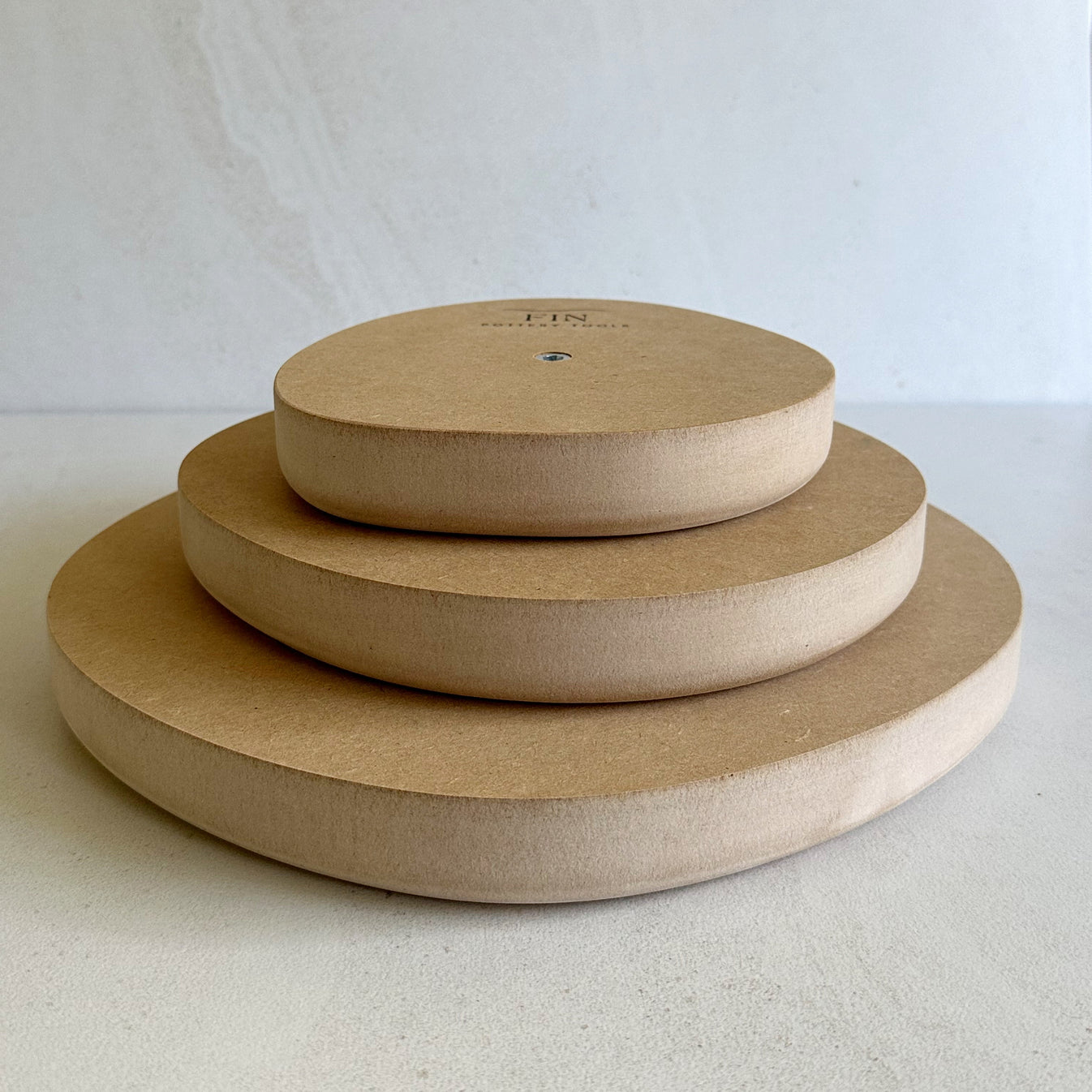 Irregular Round Blate Pottery Form 22cm – Fin Pottery Tools